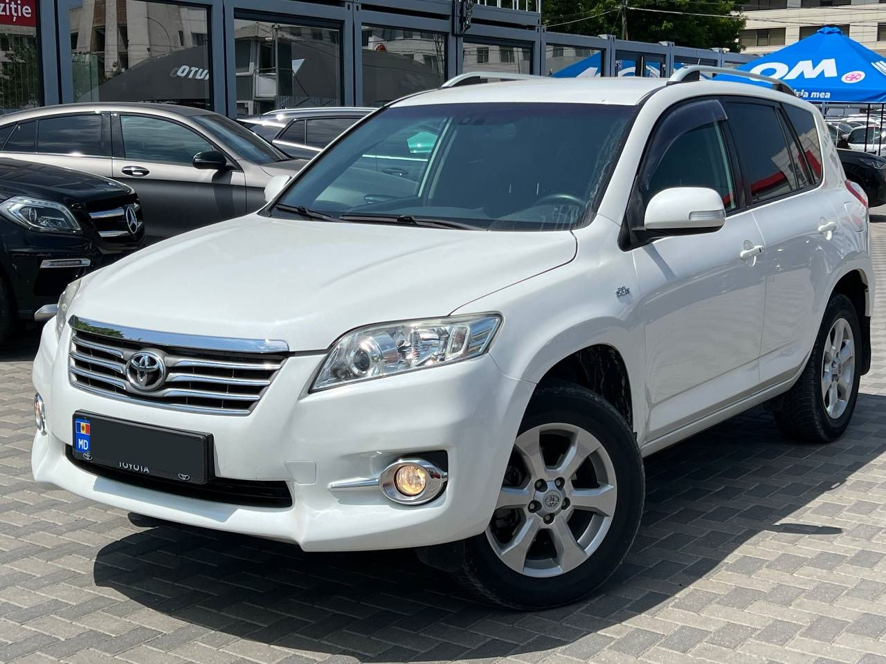 Toyota Rav 4 2011 г. с пробегом 200123 км, Дизель, 13999