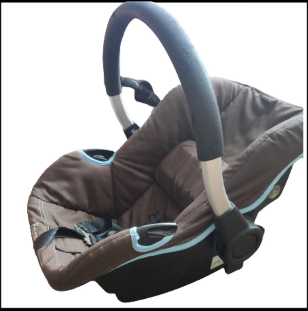 Scaun auto pentru copii