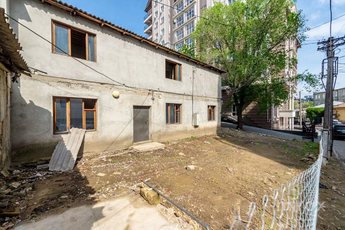 Se vinde teren pe str. Grigore Ureche, Centru, Chișinău