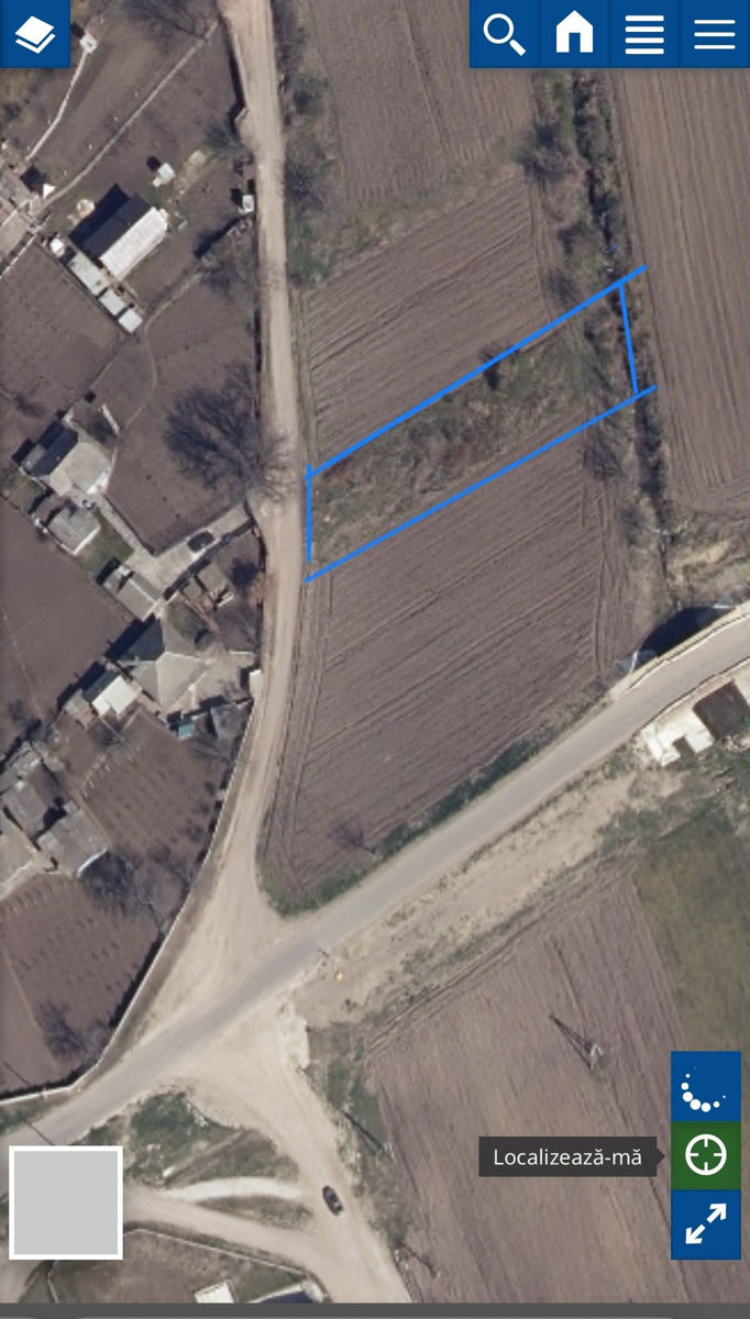 Se vinde Teren în Sireți 10.2ari