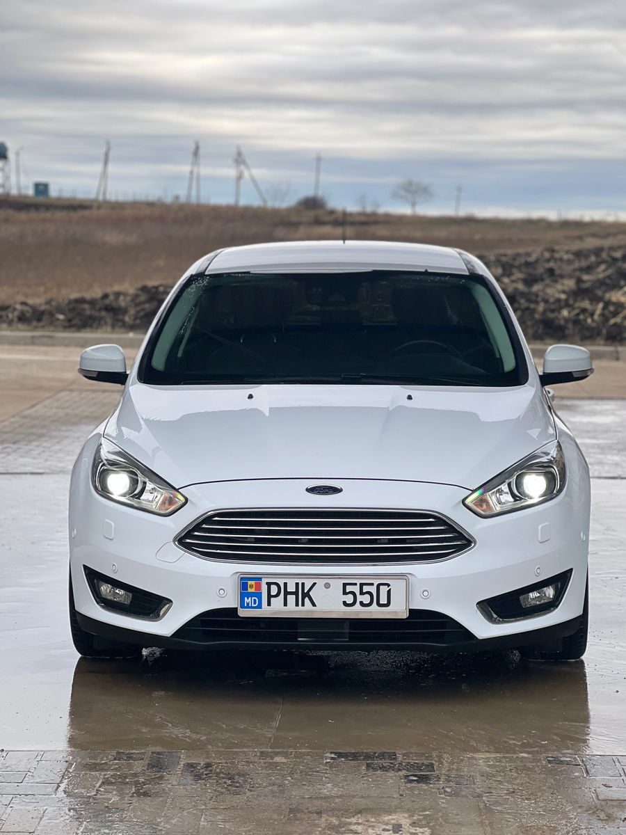Ford Focus an. 2018 cu rulaj 210000 km, Diesel, 9900