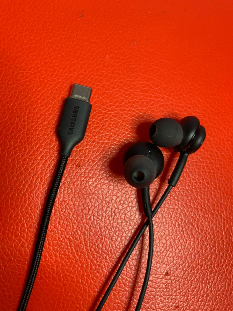 Samsung AKG ( Type-C)