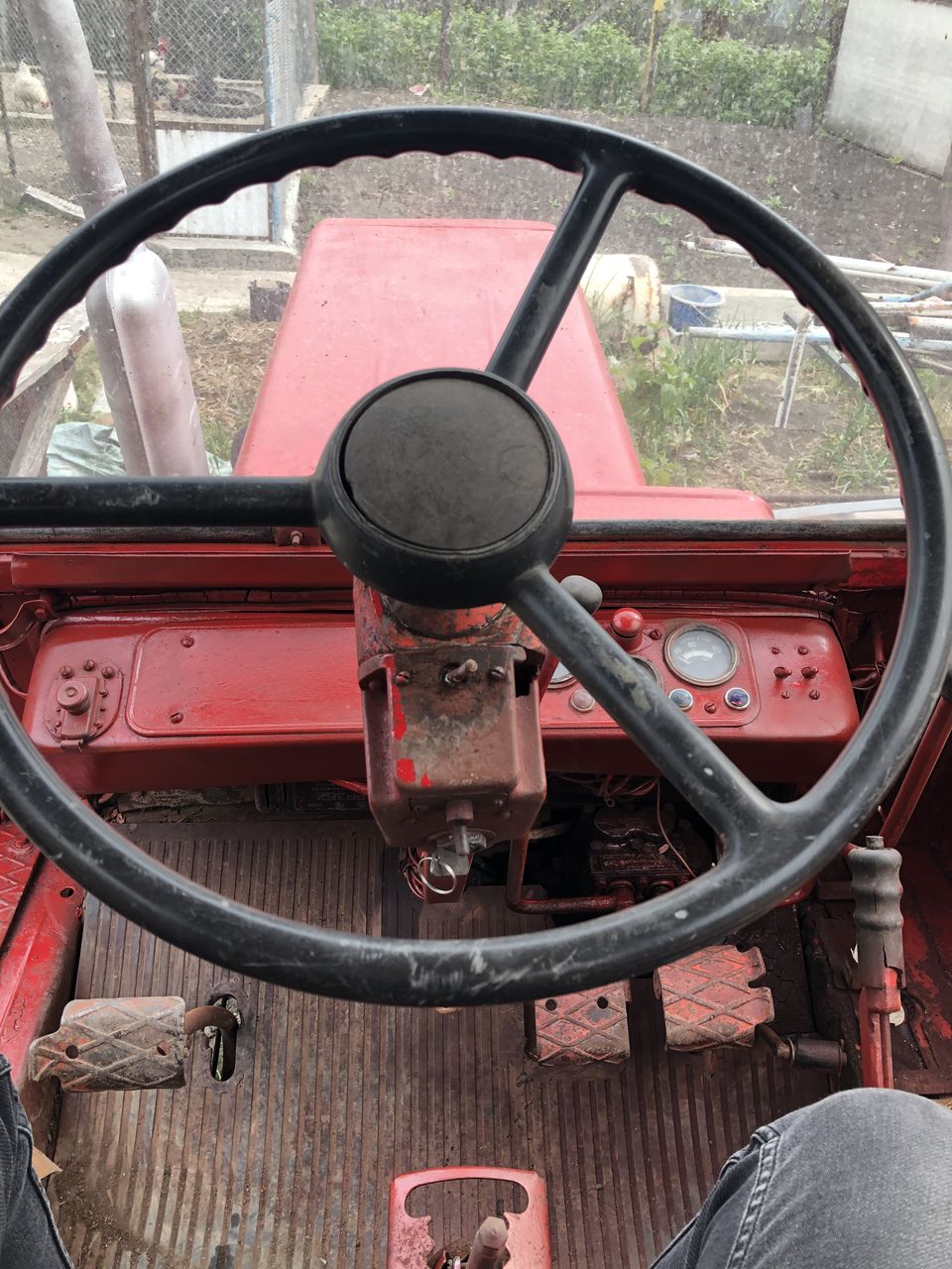 Tractor T25