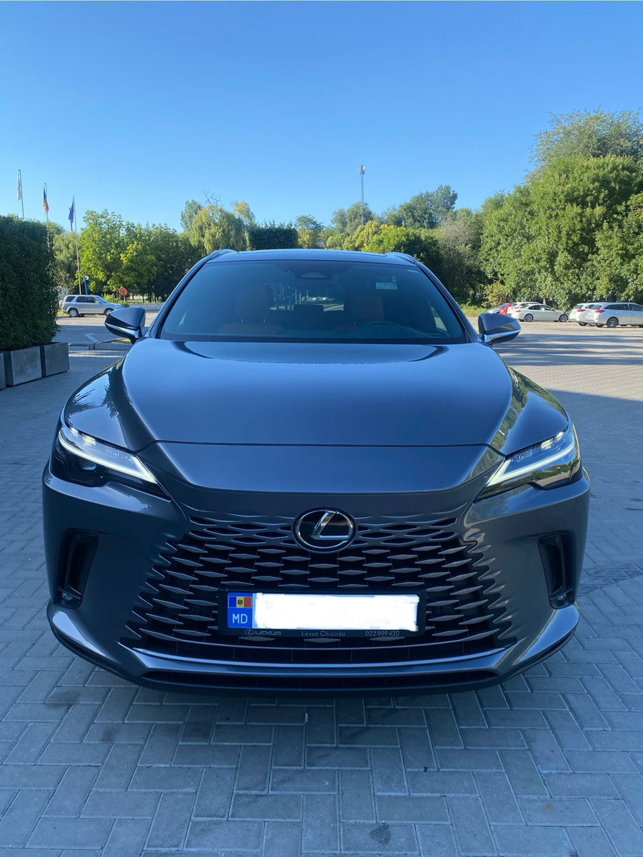 Lexus RX Series an. 2023 cu rulaj 52000 km, Hybrid, 55000