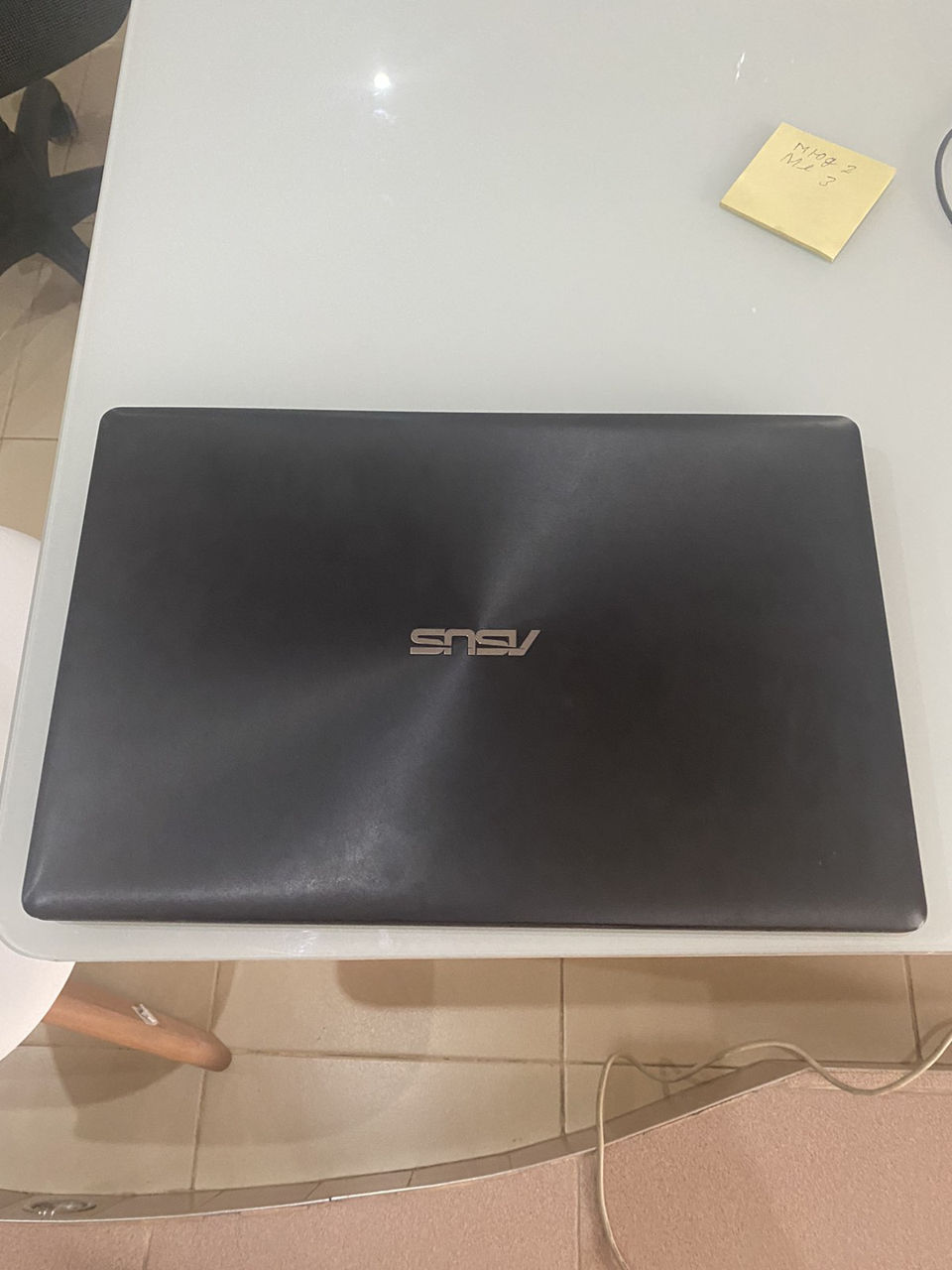 Ноутбук Asus 200$