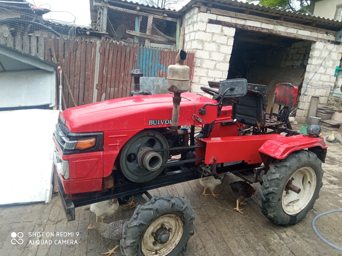 Mini tractor 18 cai putere.