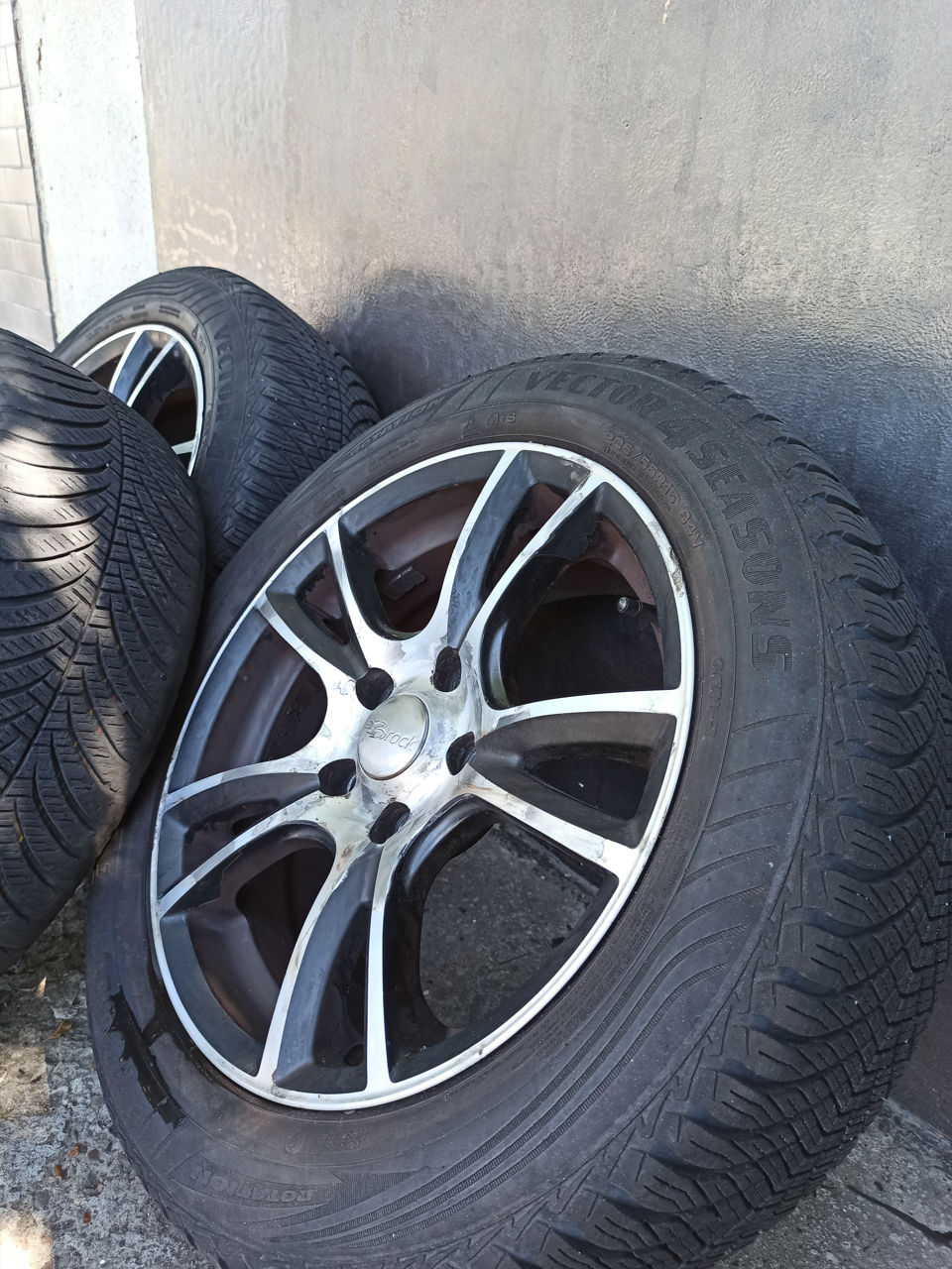 Vind set Jante + anvelope 5x112 R16