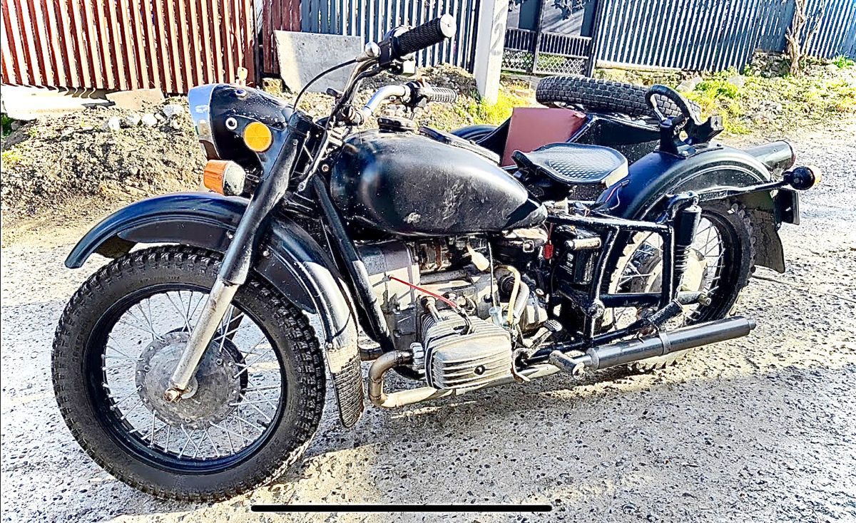 Днепр Mt 16 an. 1986 cu rulaj 10 km, 1800