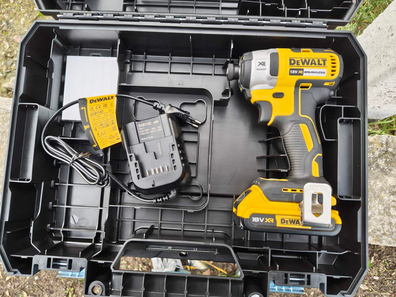 Dewalt DCF887 (DCF 887)