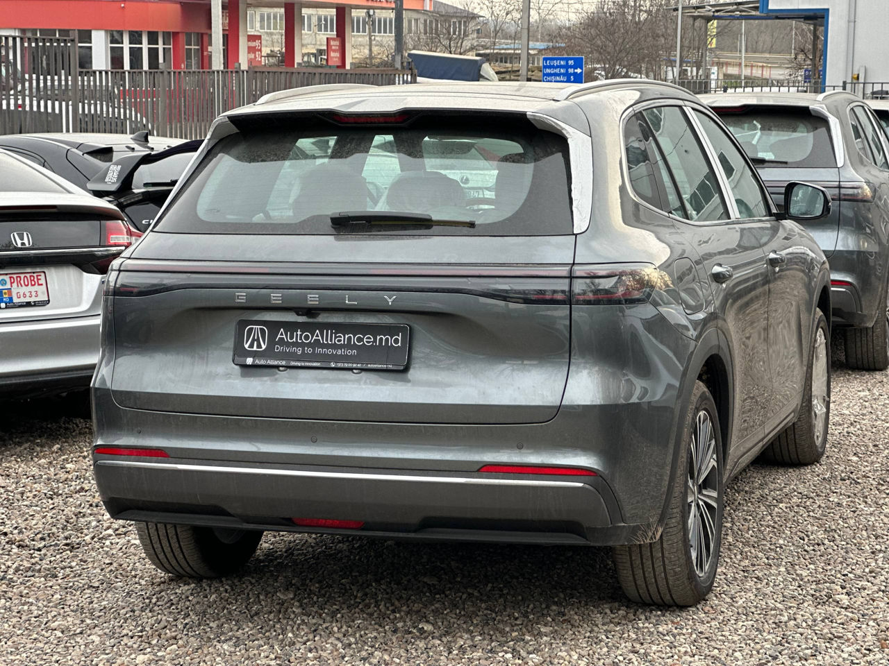 Geely Galaxy Starship 7 an. 2025 cu rulaj 100 km, Plug-in Hybrid ...