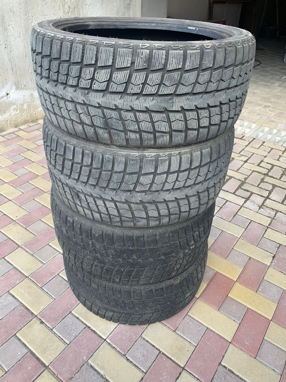 275/35 R19 245/40 R19