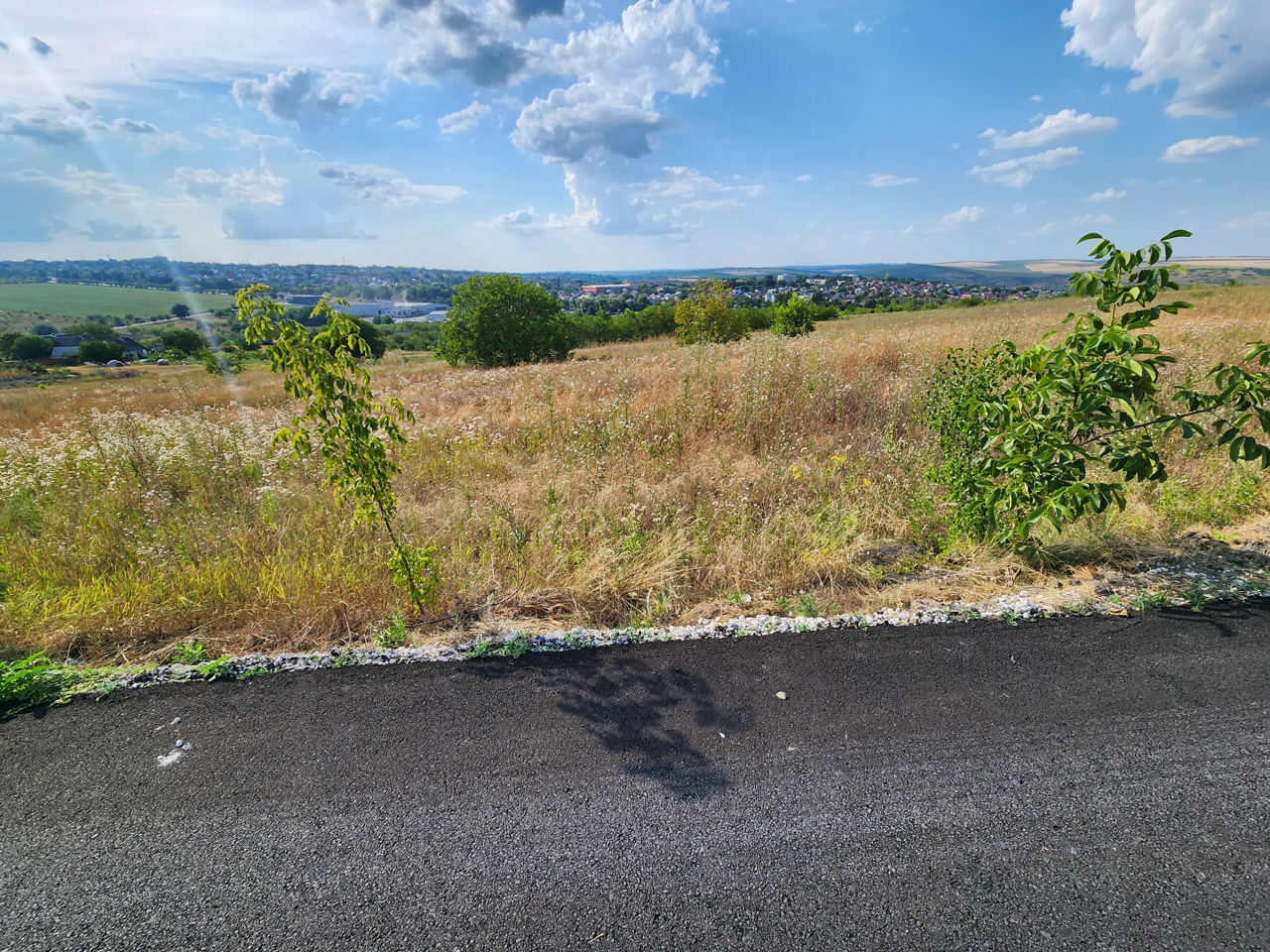 Se vinde teren destinația gradina in s. Goianul Nou, str. Donici, drum asfaltat pina la teren