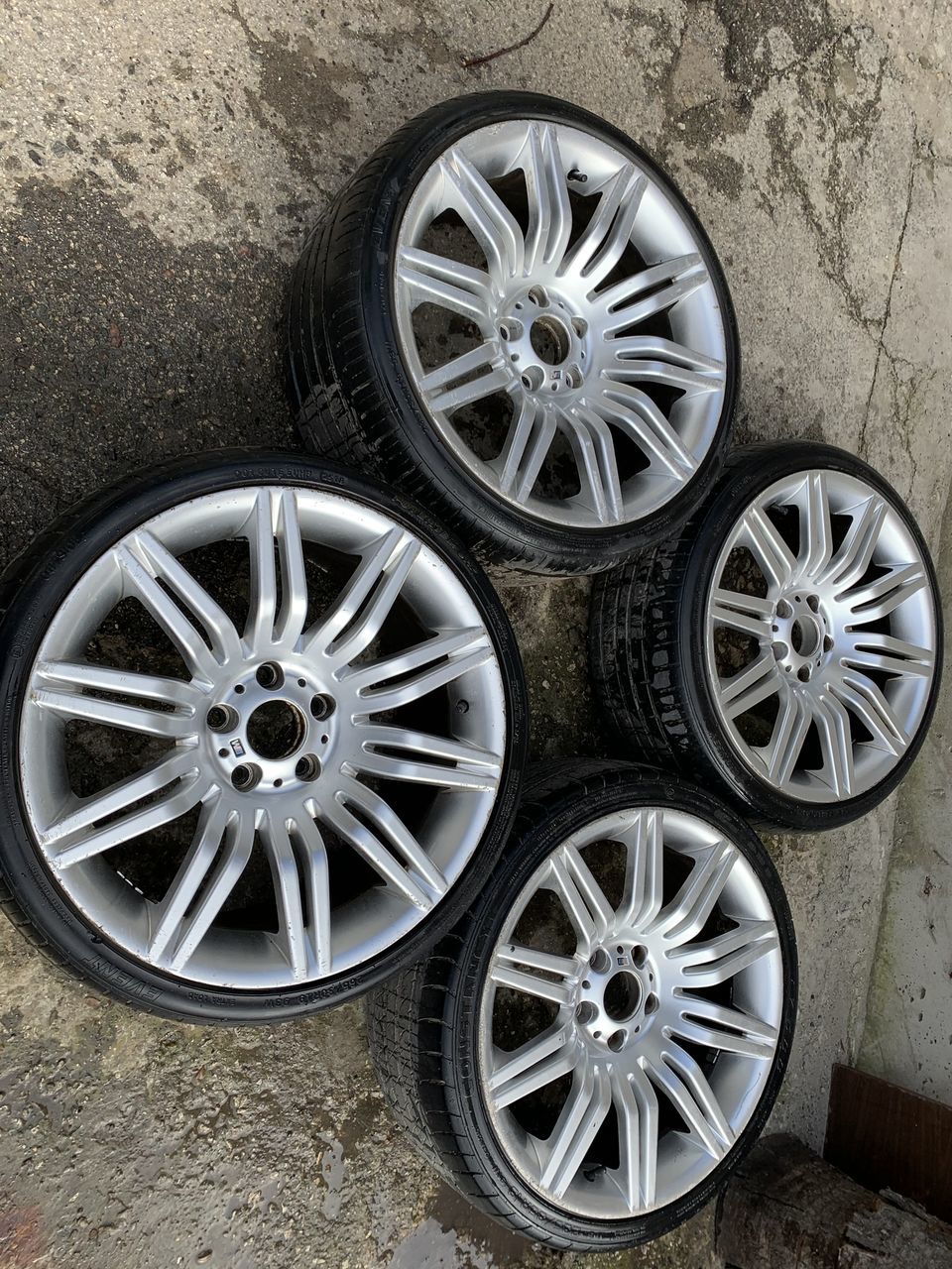 BMW E60 Style 172 Spider R19