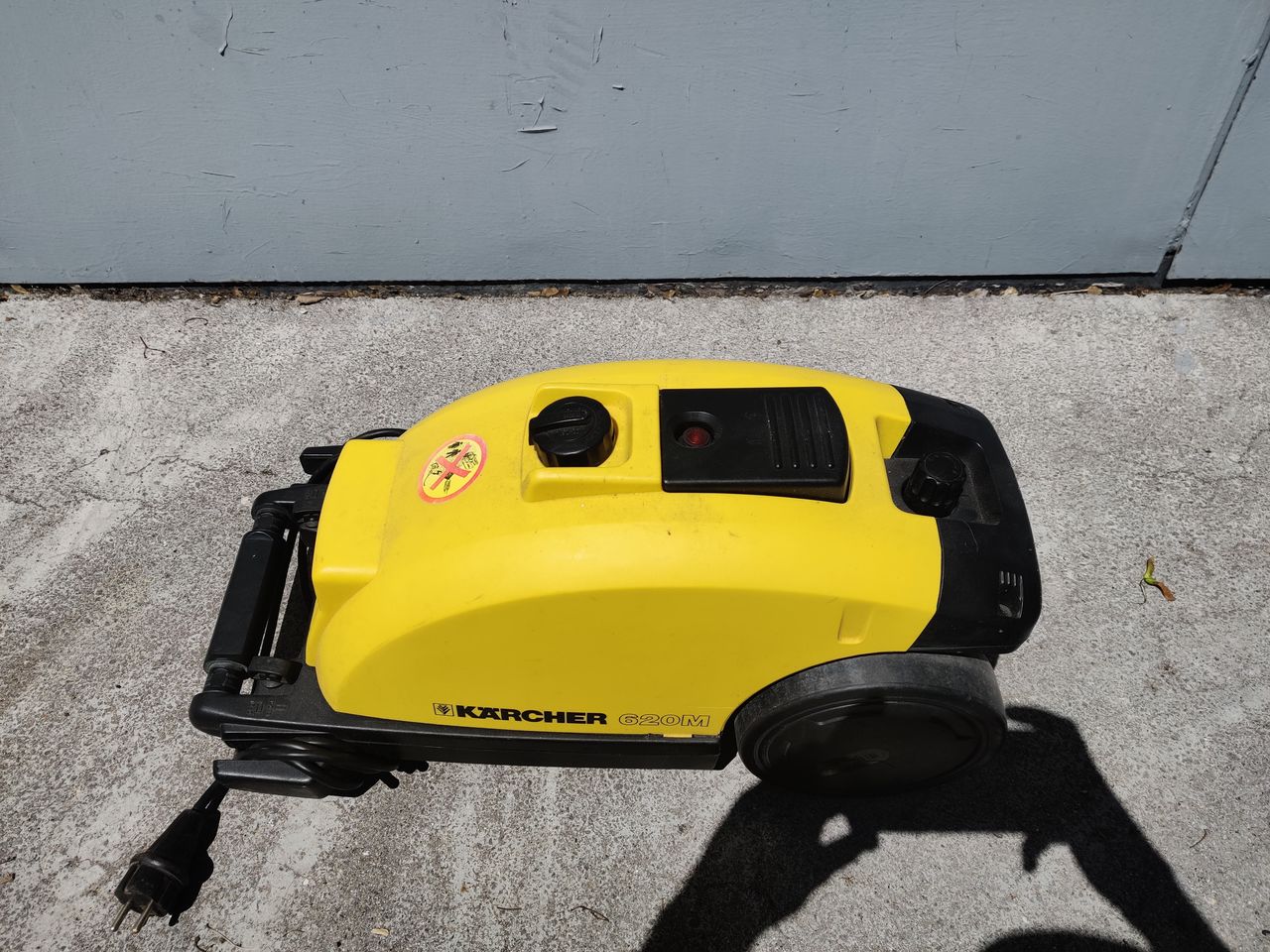 Aparat de spălat cu presiune Karcher 620M, adus din Germania