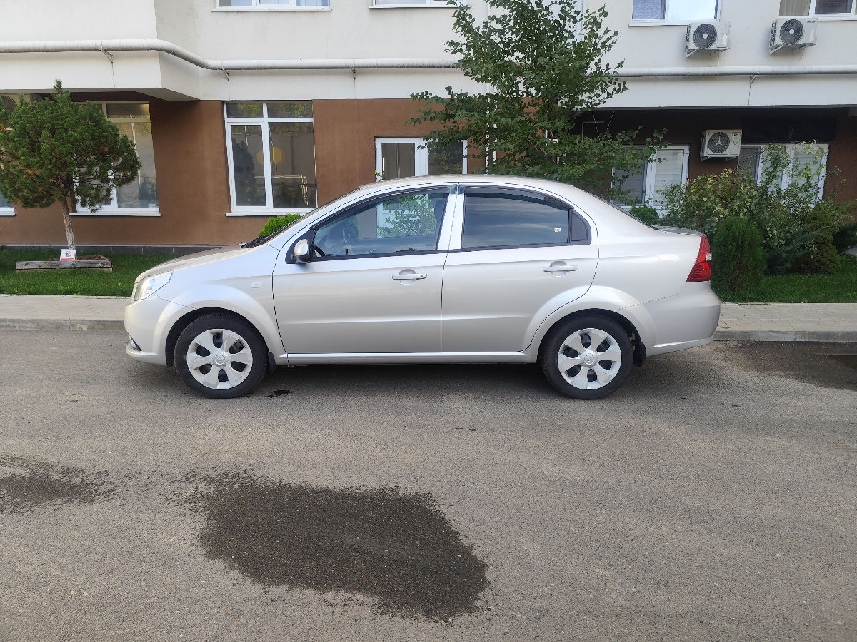 Ravon Nexia R3 2017 г. с пробегом 121000 км, Бензин, 3850