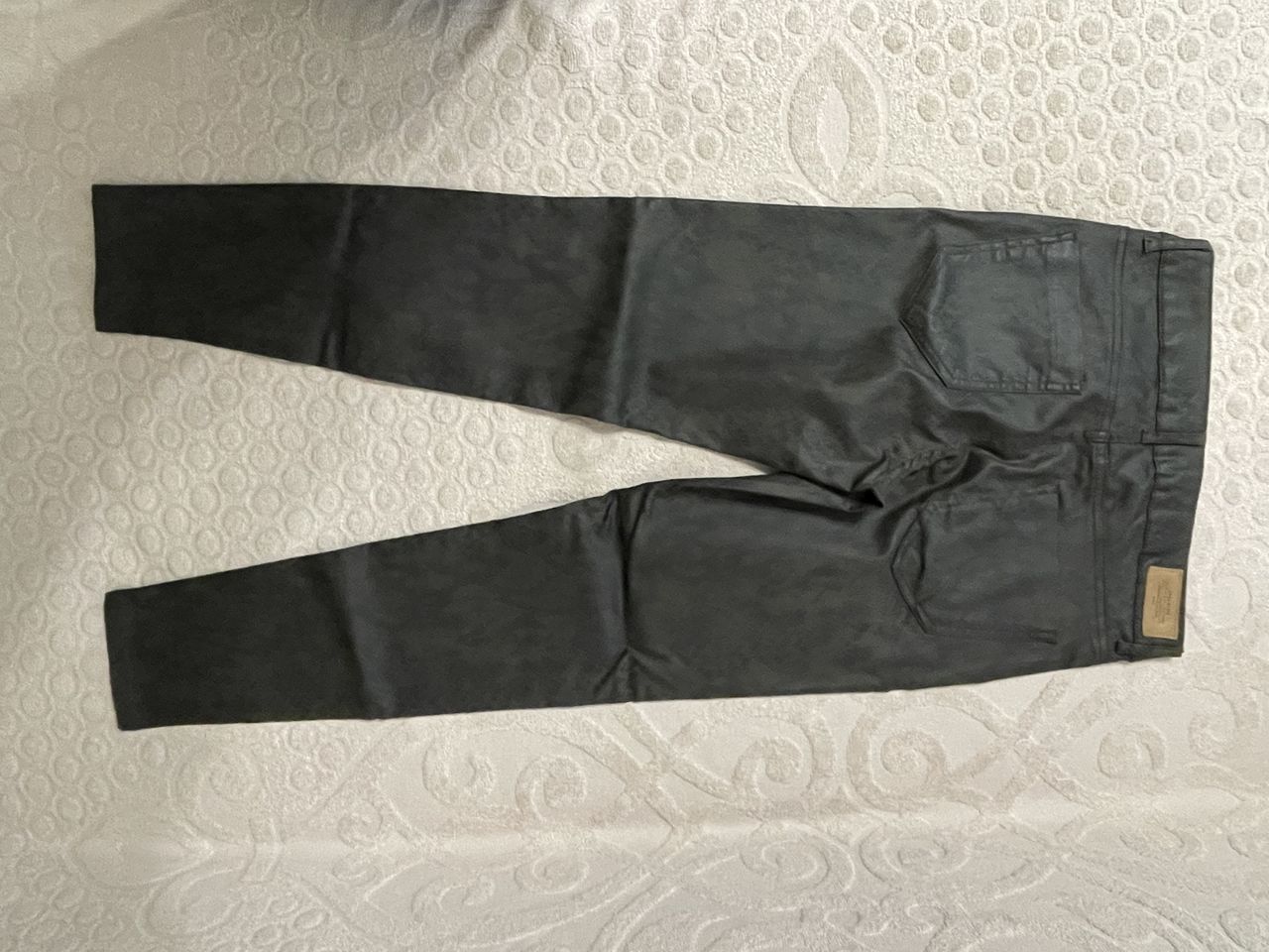 Pantaloni din piele , ZARA, mărimea Eur 36