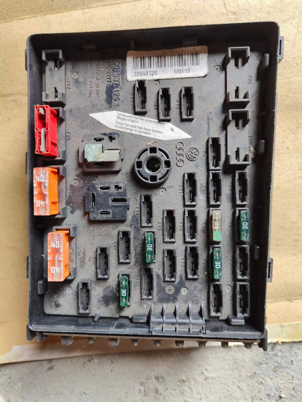 Блок предохранителей 3c0937125 volkswagen passat b6 cc