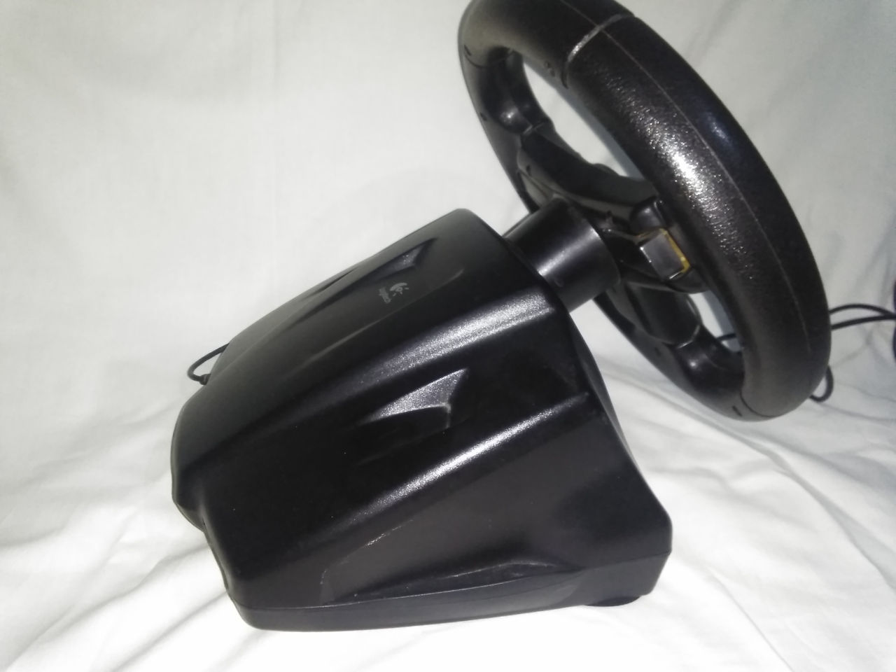 Руль Logitech Formula Vibration Feedback Wheel