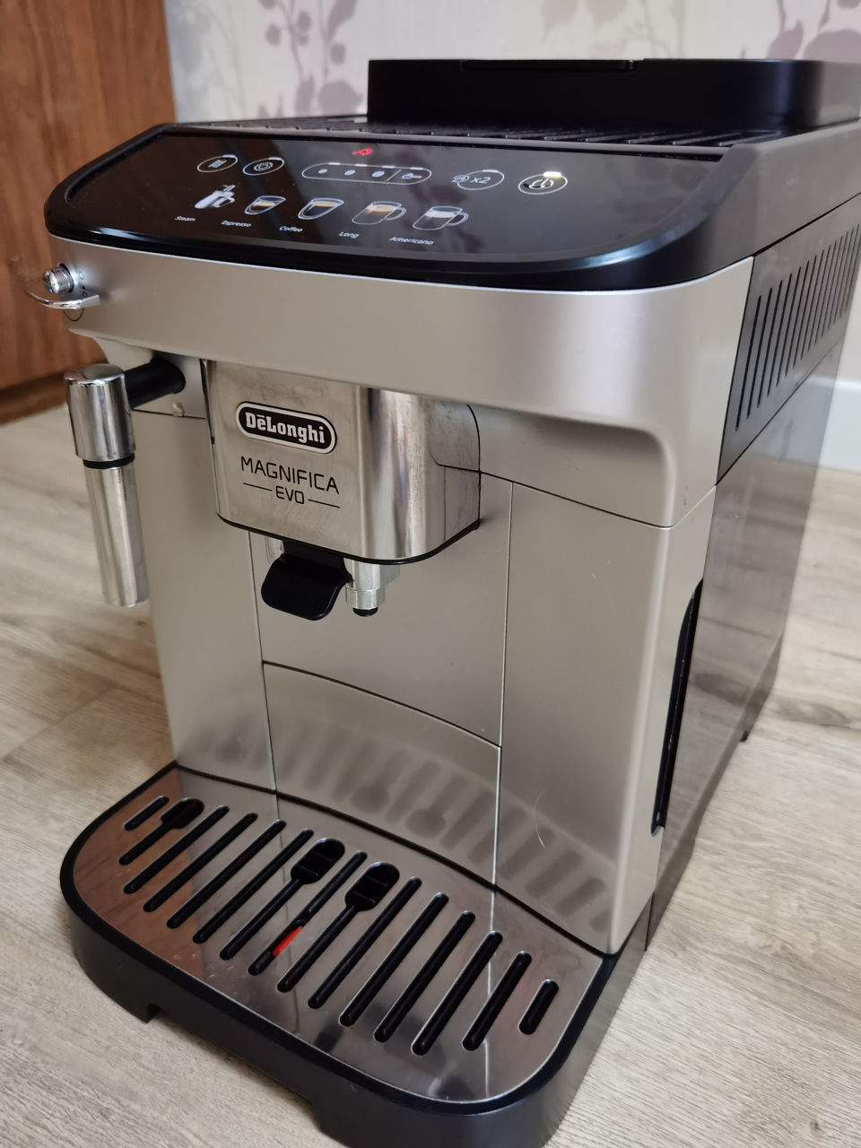 Automat de cafea DeLonghi Ecam292.33.SB Magnifica EVO