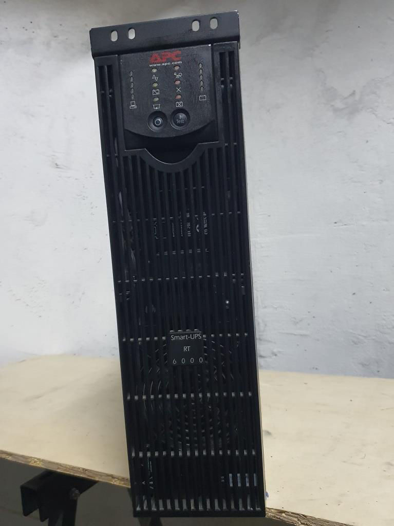 APC Smart-UPS RT 6000 4200W