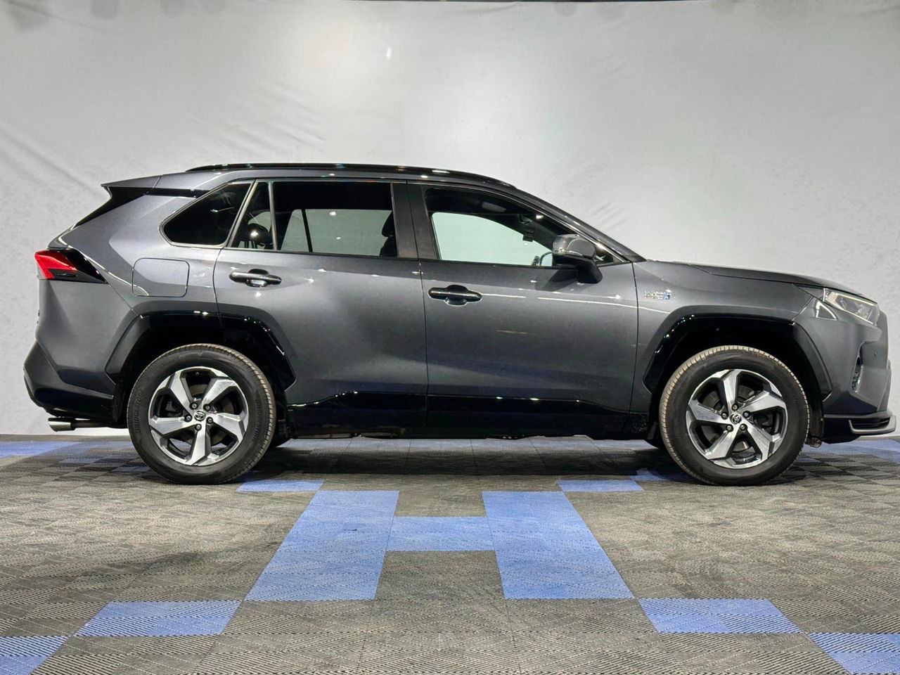 Toyota Rav 4 an. 2021 cu rulaj 143000 km, Plug-in Hybrid (benzină), 29999
