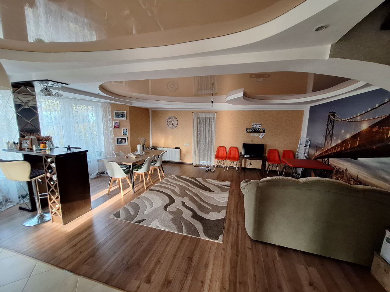 Duplex în Colonița! 2 nivele, 120 m2. Teren 5 ari!