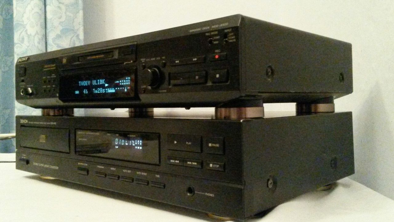 Продам minidisc Sony 520