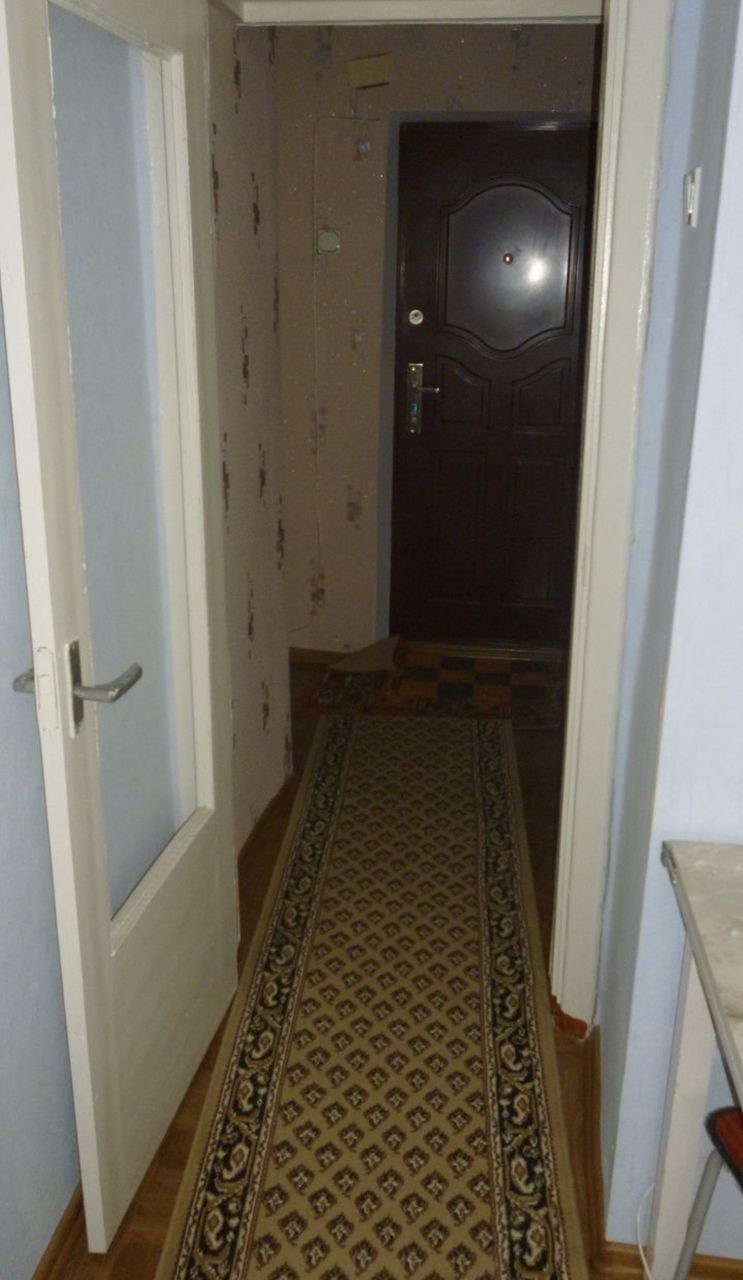 Vînd apartament cu 1 camera +garaj +5ari Sanatoriul Codru
