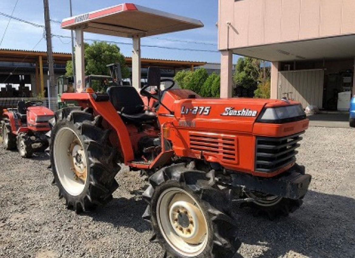 Vind tractor japonez kubota 27,5 cai