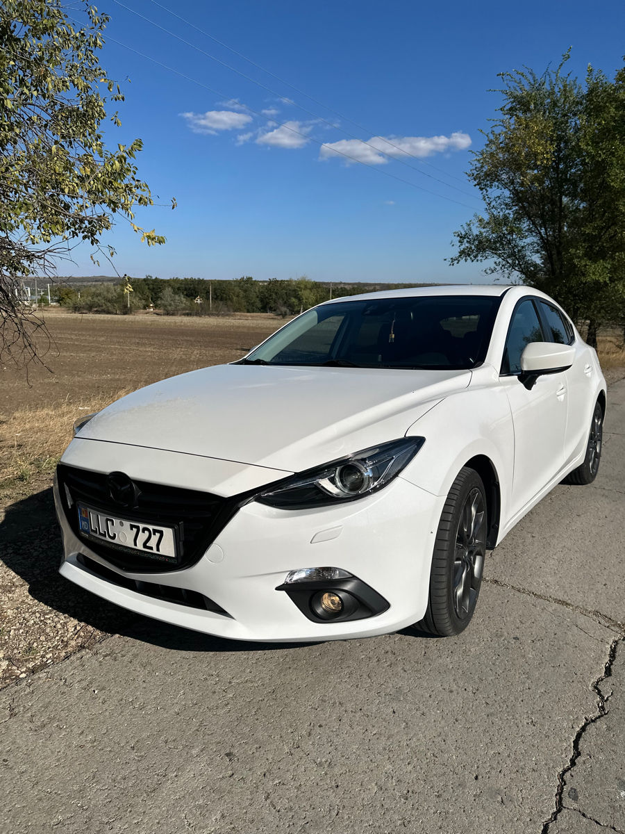 Mazda 3 an. 2017 cu rulaj 162000 km, Diesel, 9399