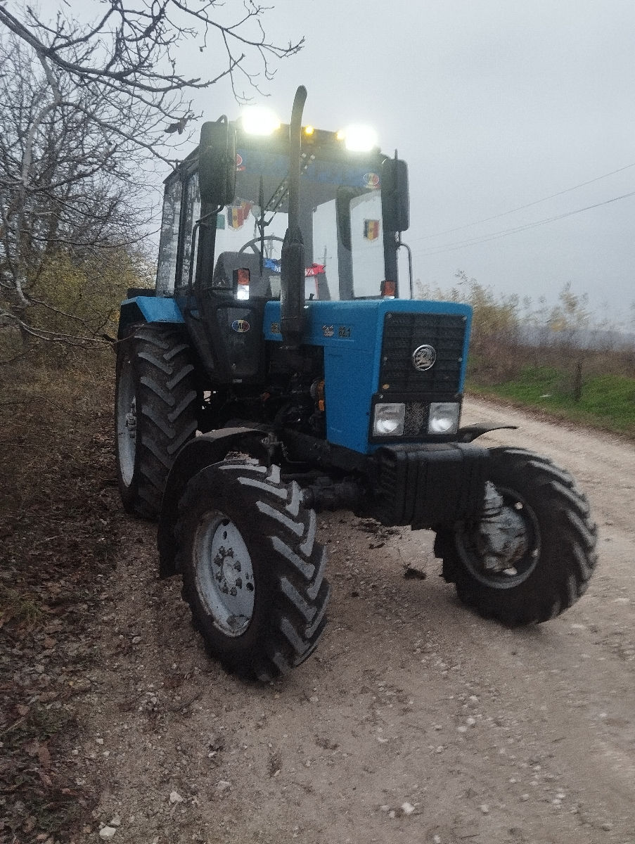 Mtz 82.1 Anul 2009 cu toate actele in regula Se vinde cu tot cu plug Alper