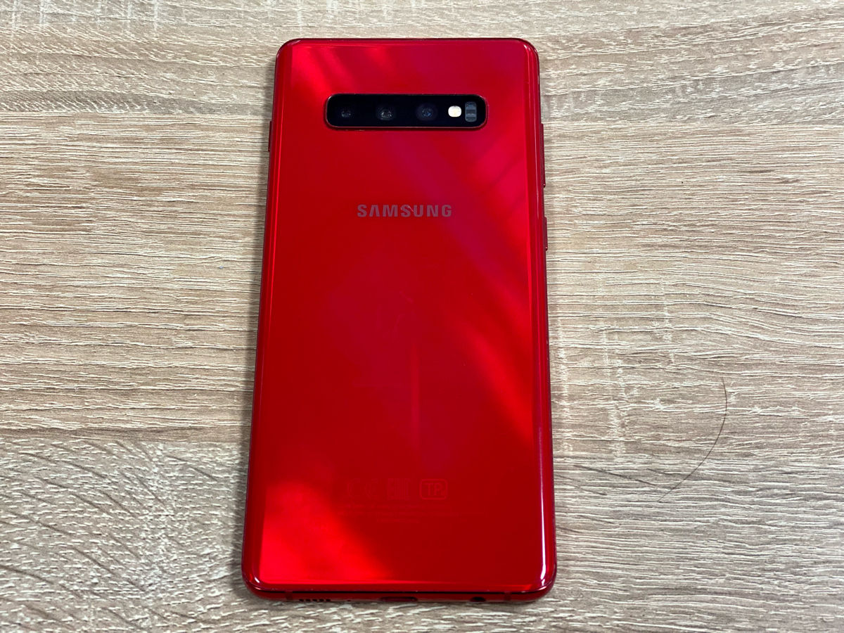 Samsung Galaxy S10+ 128/8 GB RED