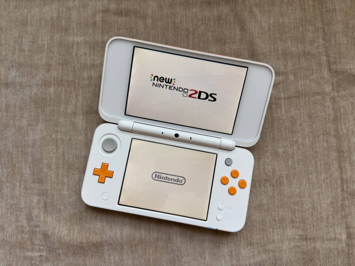New Nintendo 2DS XL - 4000 лей