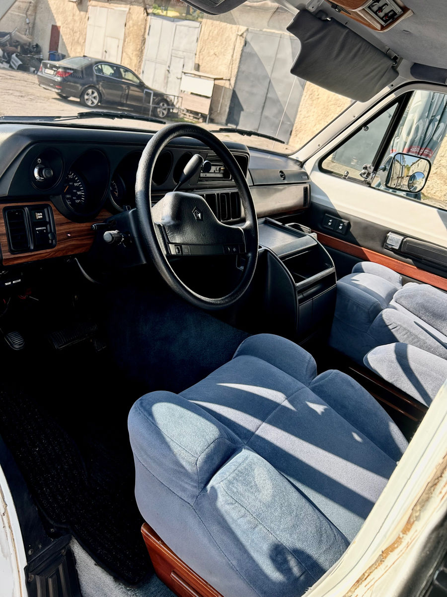 Dodge Ram an. 1993 cu rulaj 1 km, Gaz / Benzină (propan), 8300