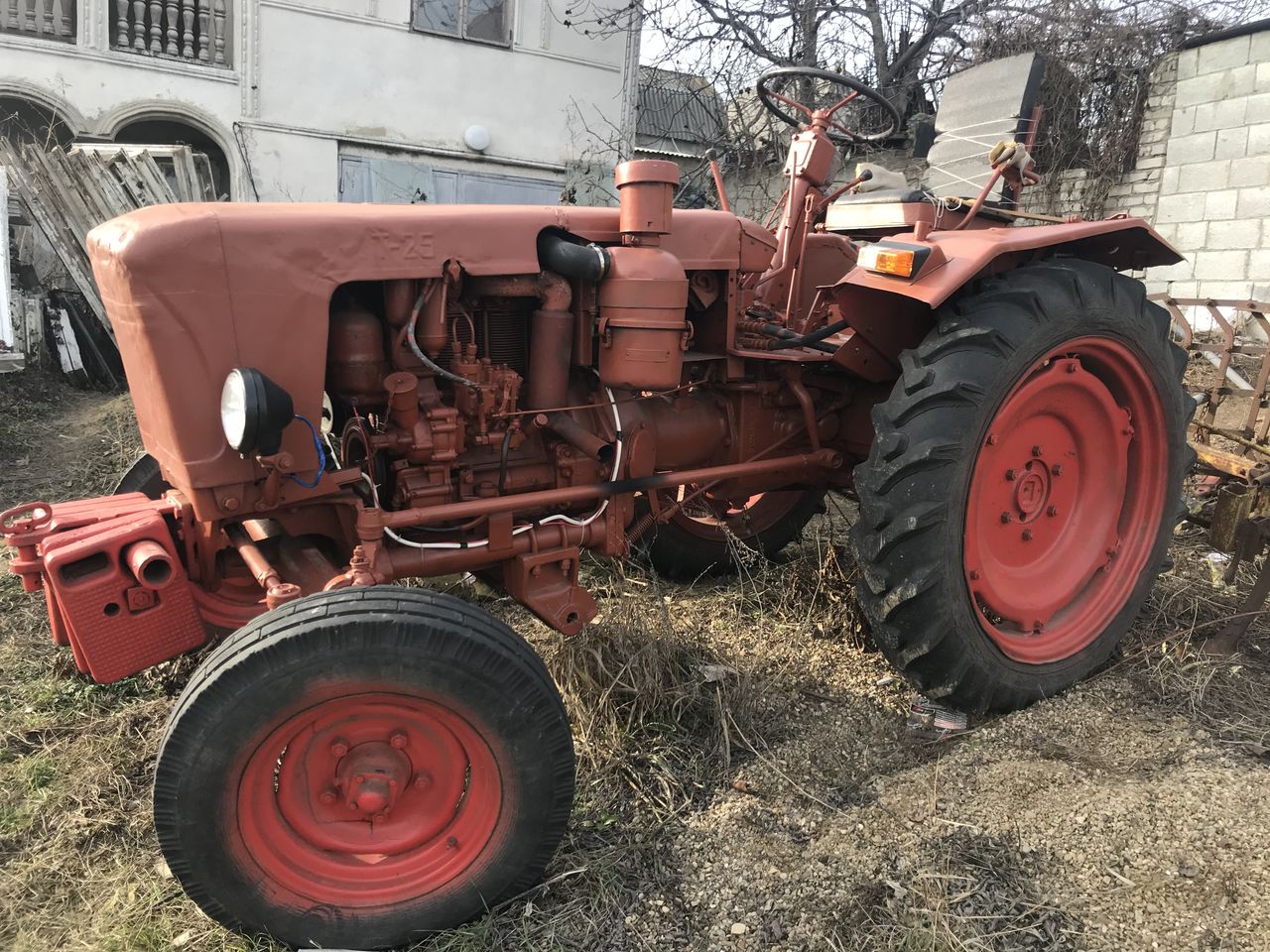 Tractor t-25+cultivator