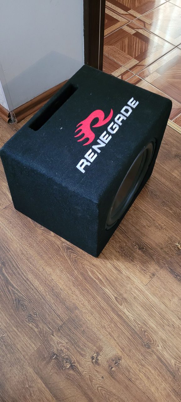 Subwoofer 500watt Renegade RXV100
