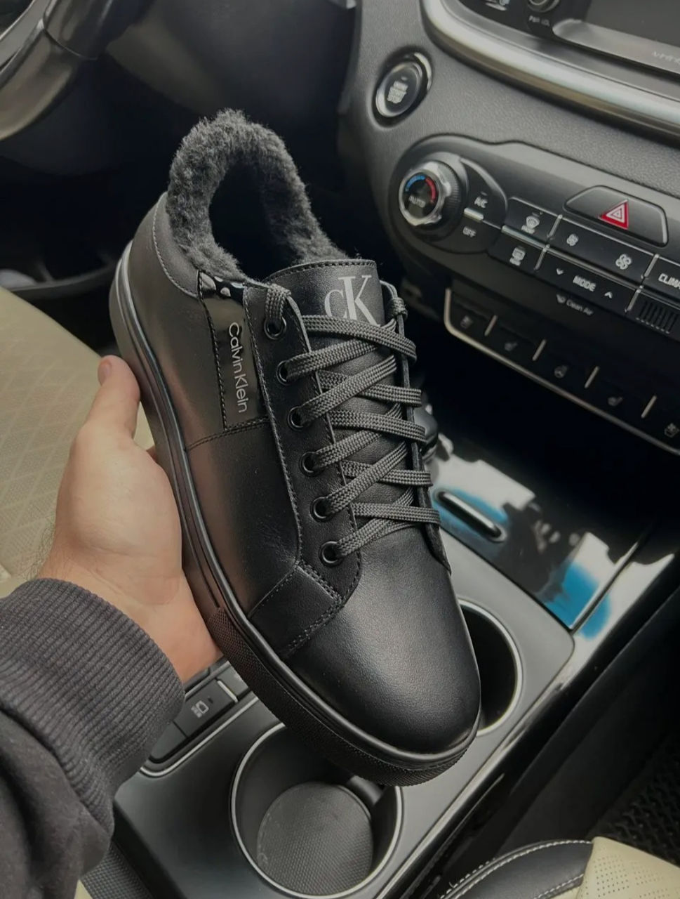 Celvin Klein cu blană