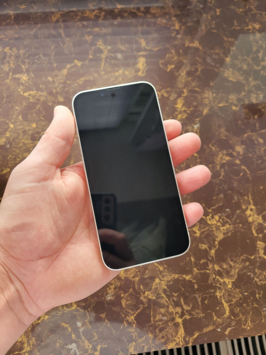 iPhone 14 128 GB ieftin