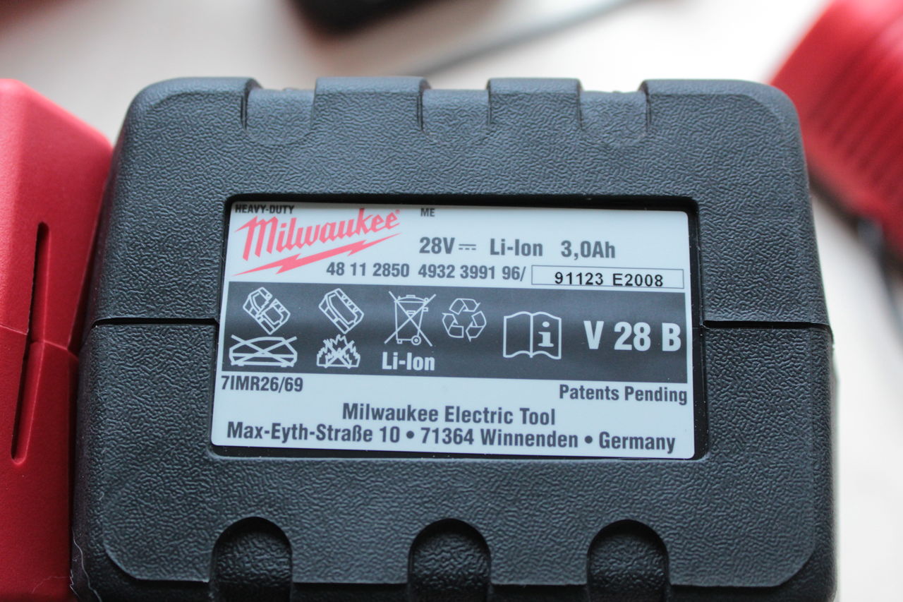 Milwaukee v28 HX