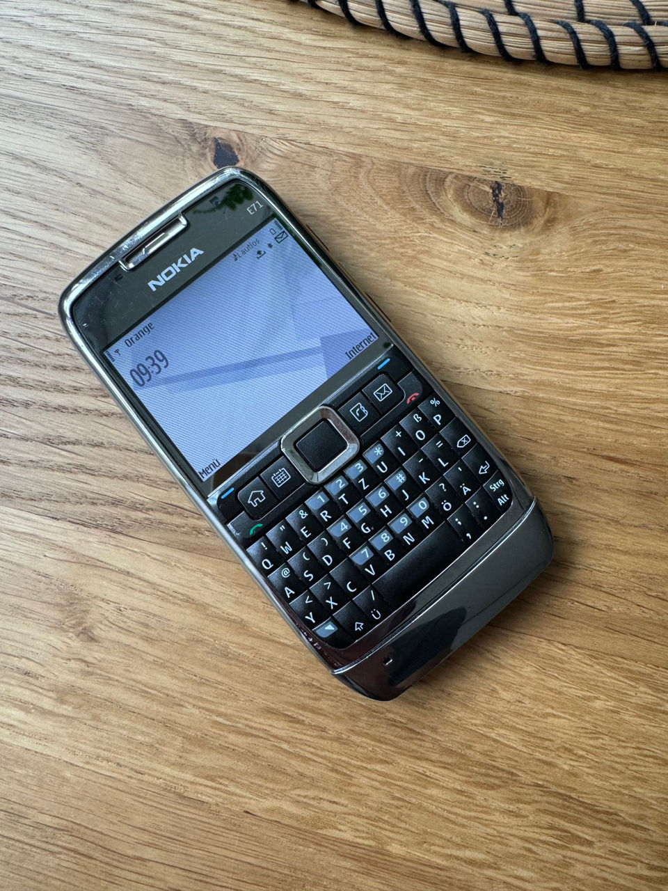 nokia E 71