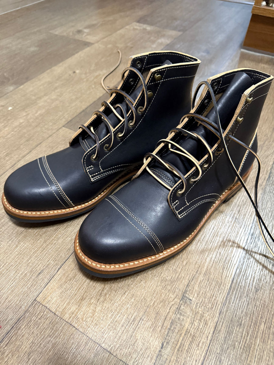 Ботинки - Truman Boot Co. - Black Cypress Teacore Cap Toe