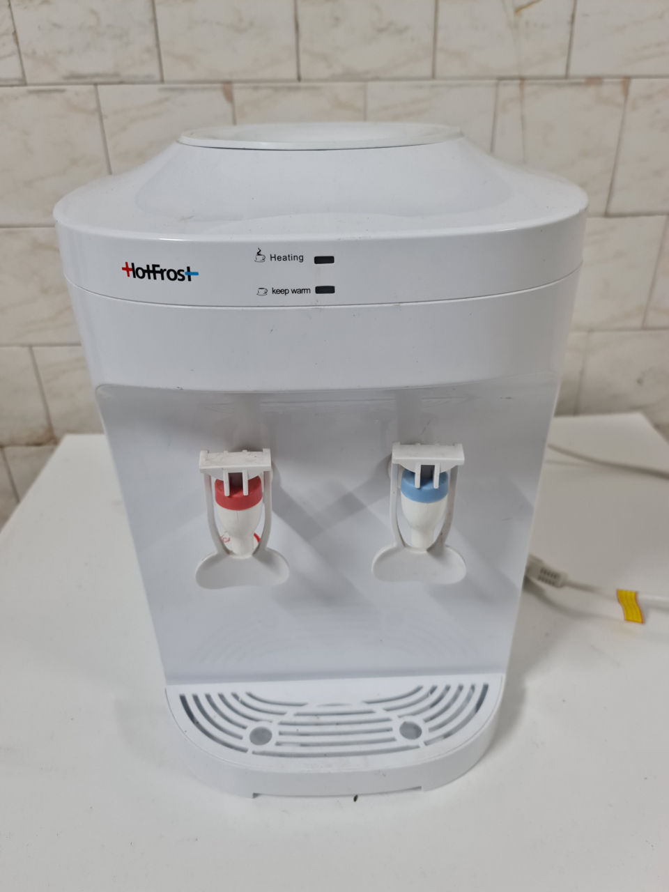 Кулер для воды HotFrost