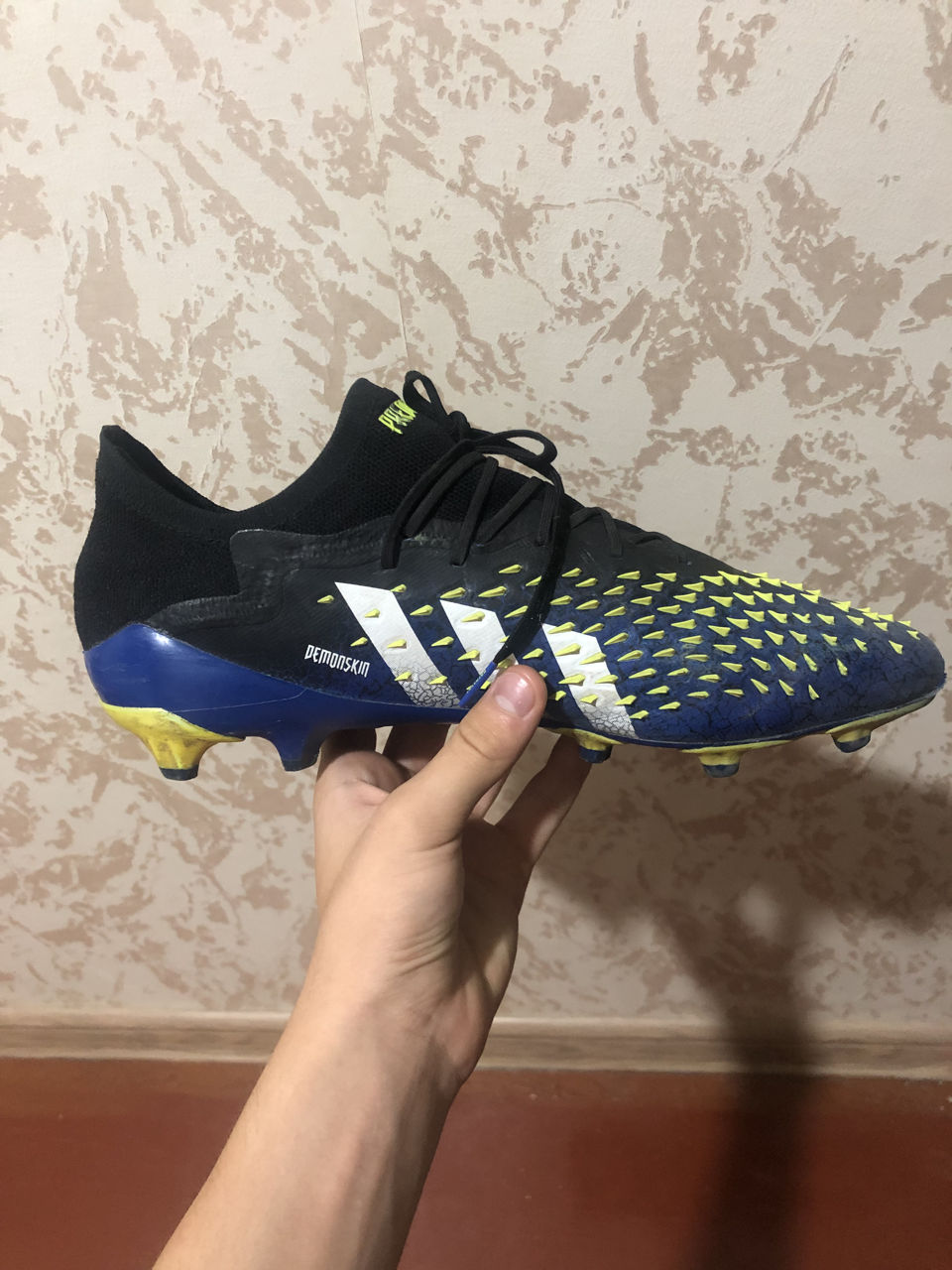 Butsi adidas predator freak