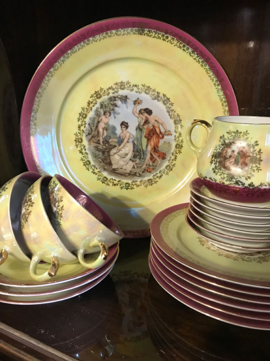 Сервиз чайно-кофейный Мадонна на 12 персон