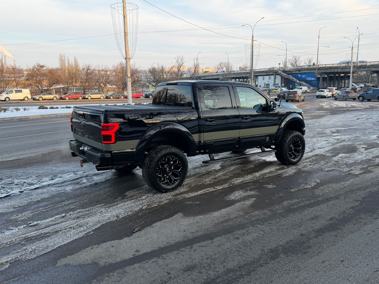Ford F-150 2018 г. с пробегом 133000 км, Бензин, 49999
