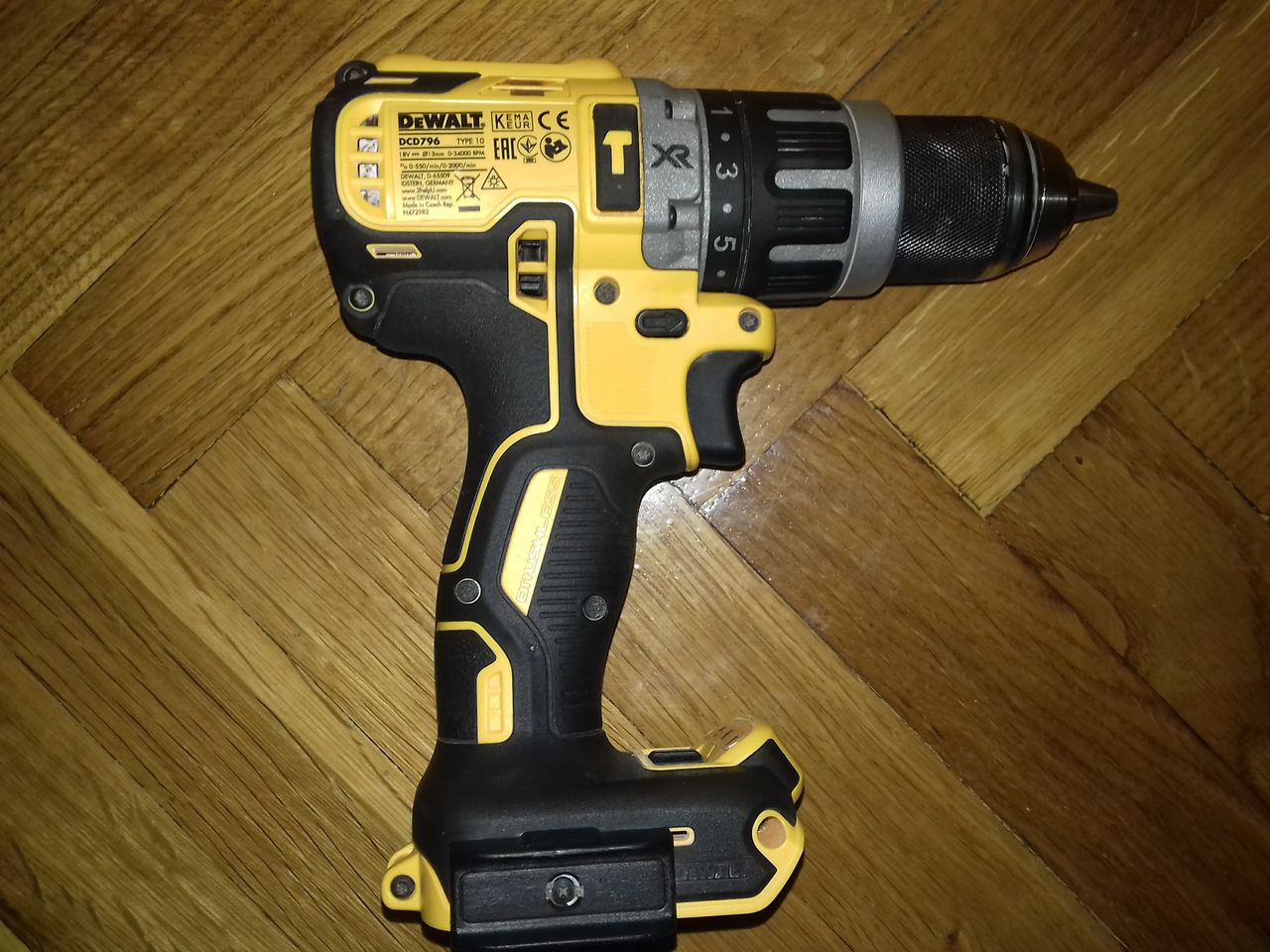 Dewalt DCD 796