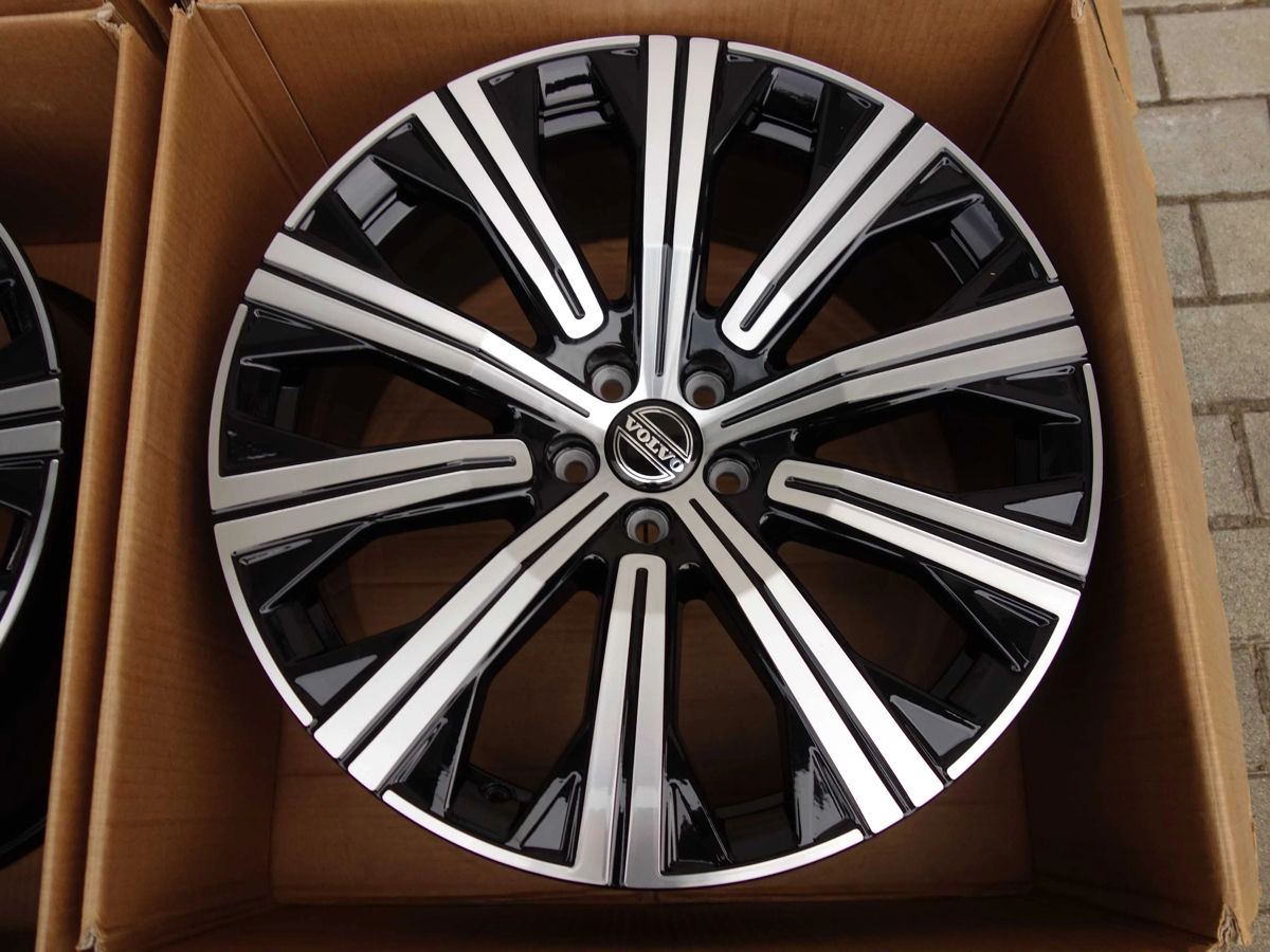 R20 Volvo xc90