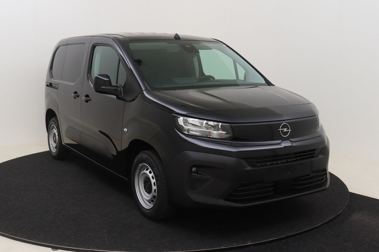 Opel Combo an. 2025 cu rulaj 49 km, Diesel, 16999