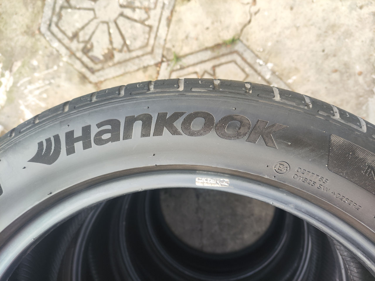 Hankook 235 50 r19