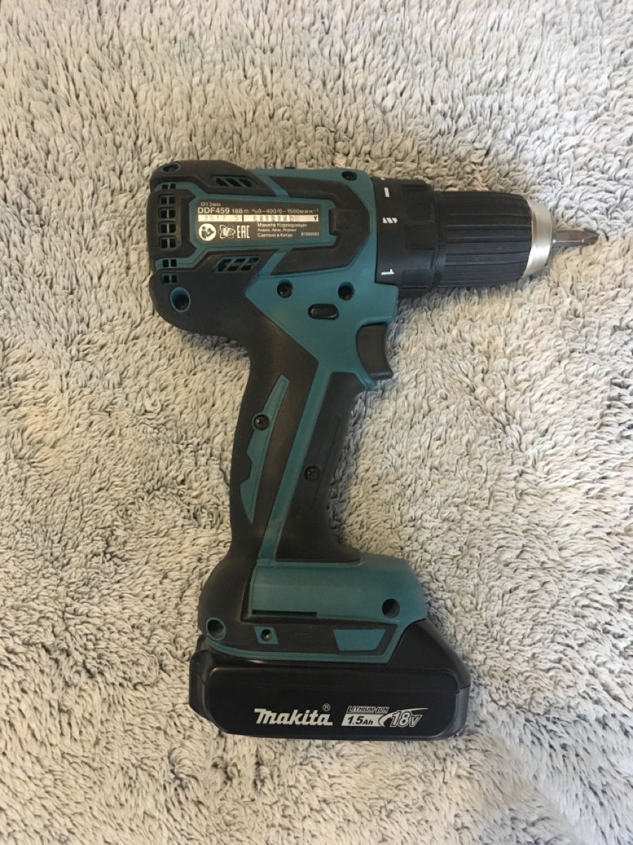 Шуруповёрт Makita